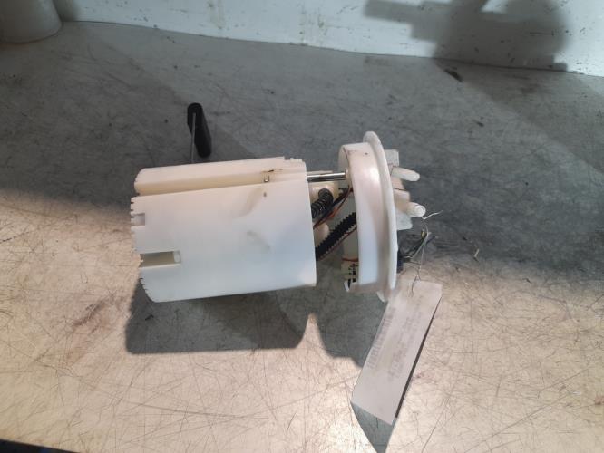 POMPE IMMERGEE FORD FIESTA 6 2070055 EUR 75,00 - PicClick FR