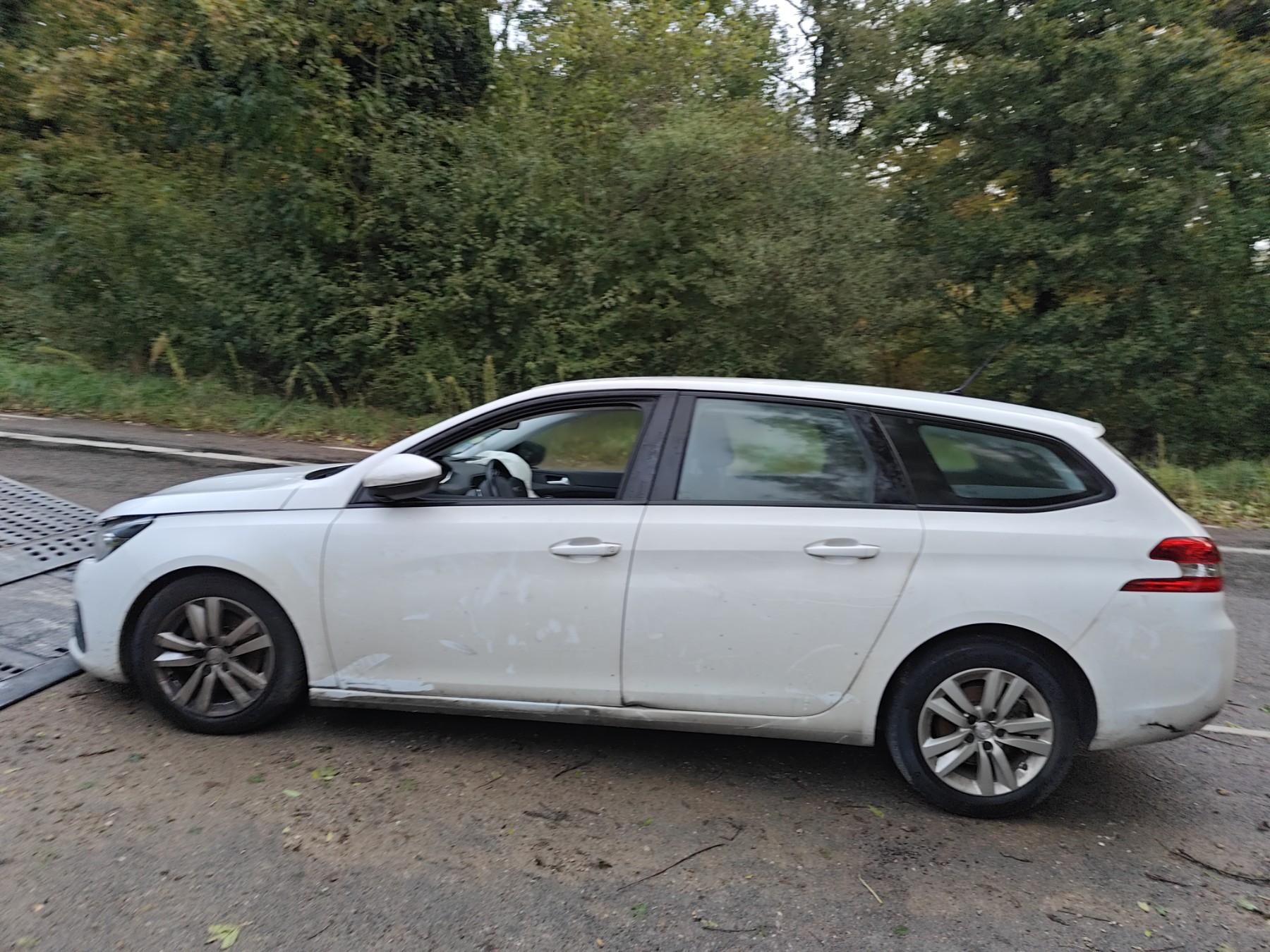 Feu arriere secondaire gauche (feux) pour PEUGEOT 308 2 SW PHASE 2 ...