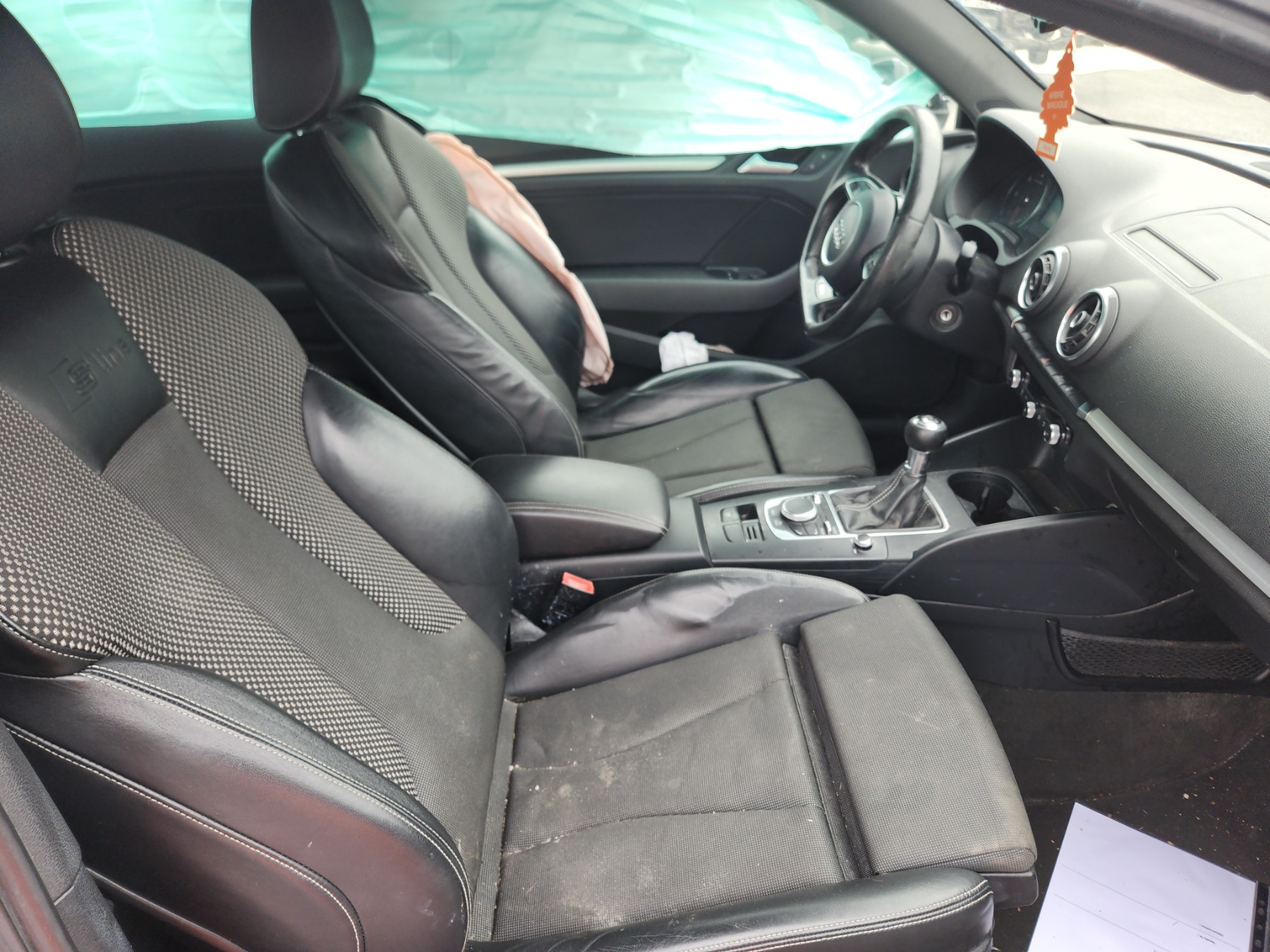 Eclairage de plafonnier pour AUDI A3 3 PHASE 1 d'occasion - Jaqu'Auto