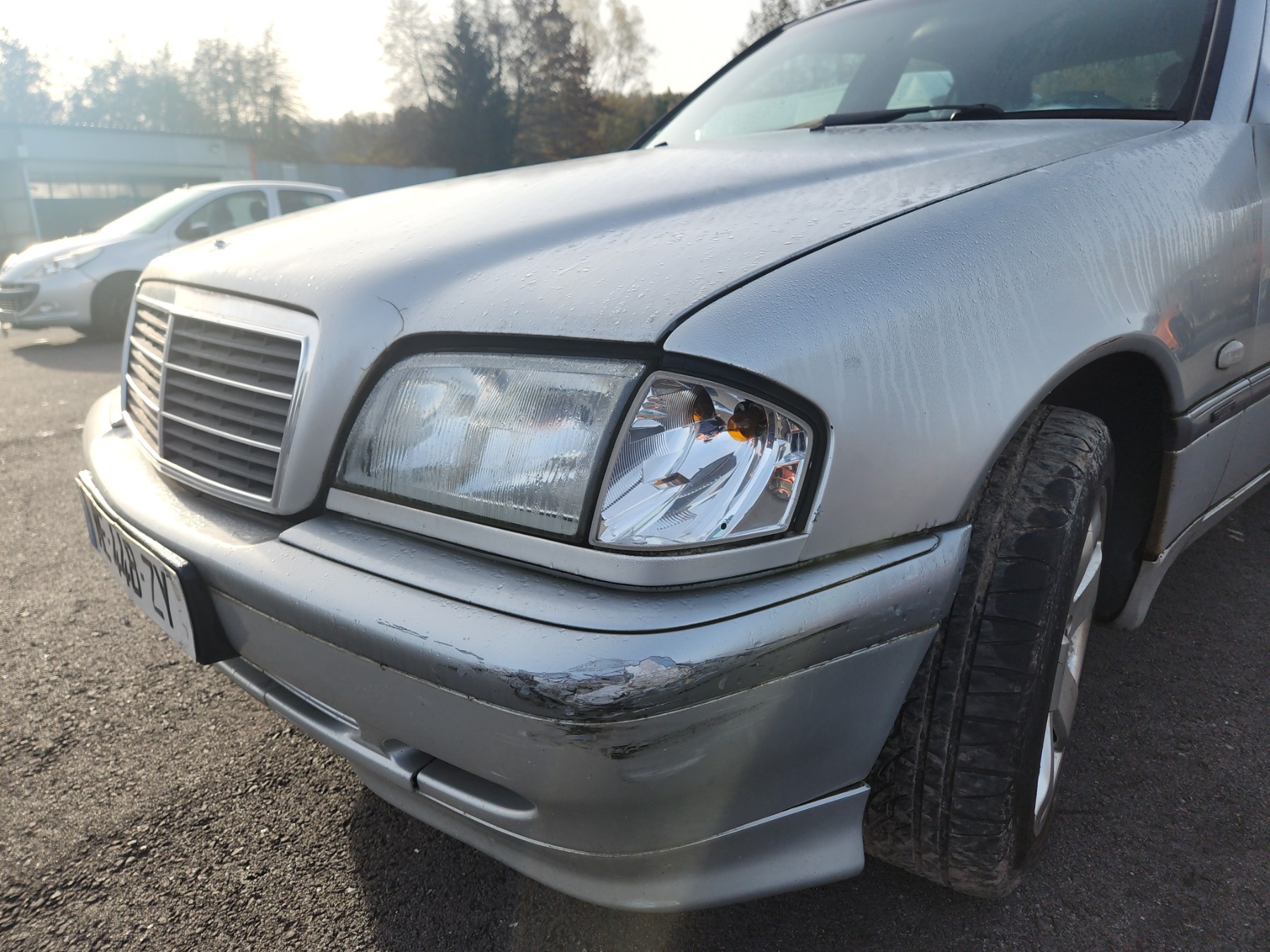 Optique avant principal gauche (feux)(phare) pour MERCEDES CLASSE C 202 ...