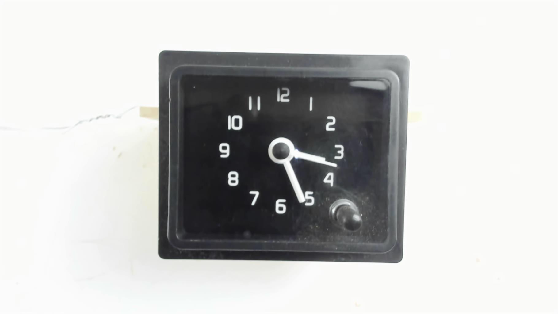 Horloge RENAULT CLIO 1 PHASE 1 Essence 1993 | AutoPieces.fr