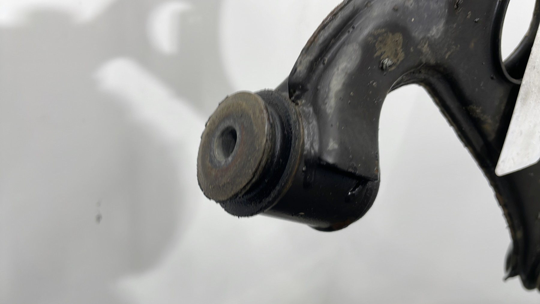 Triangle inferieur avant gauche MERCEDES CLASSE A 168 PHASE 2 Essence ...