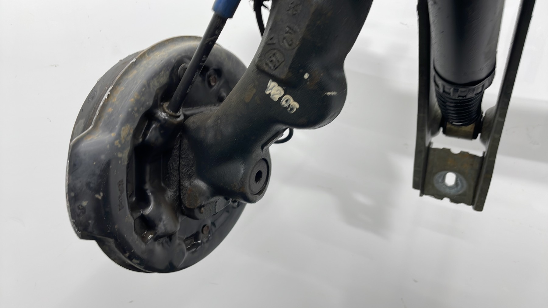 Train arriere complet PEUGEOT 205 PHASE 2 Essence 1991 | AutoPieces.fr