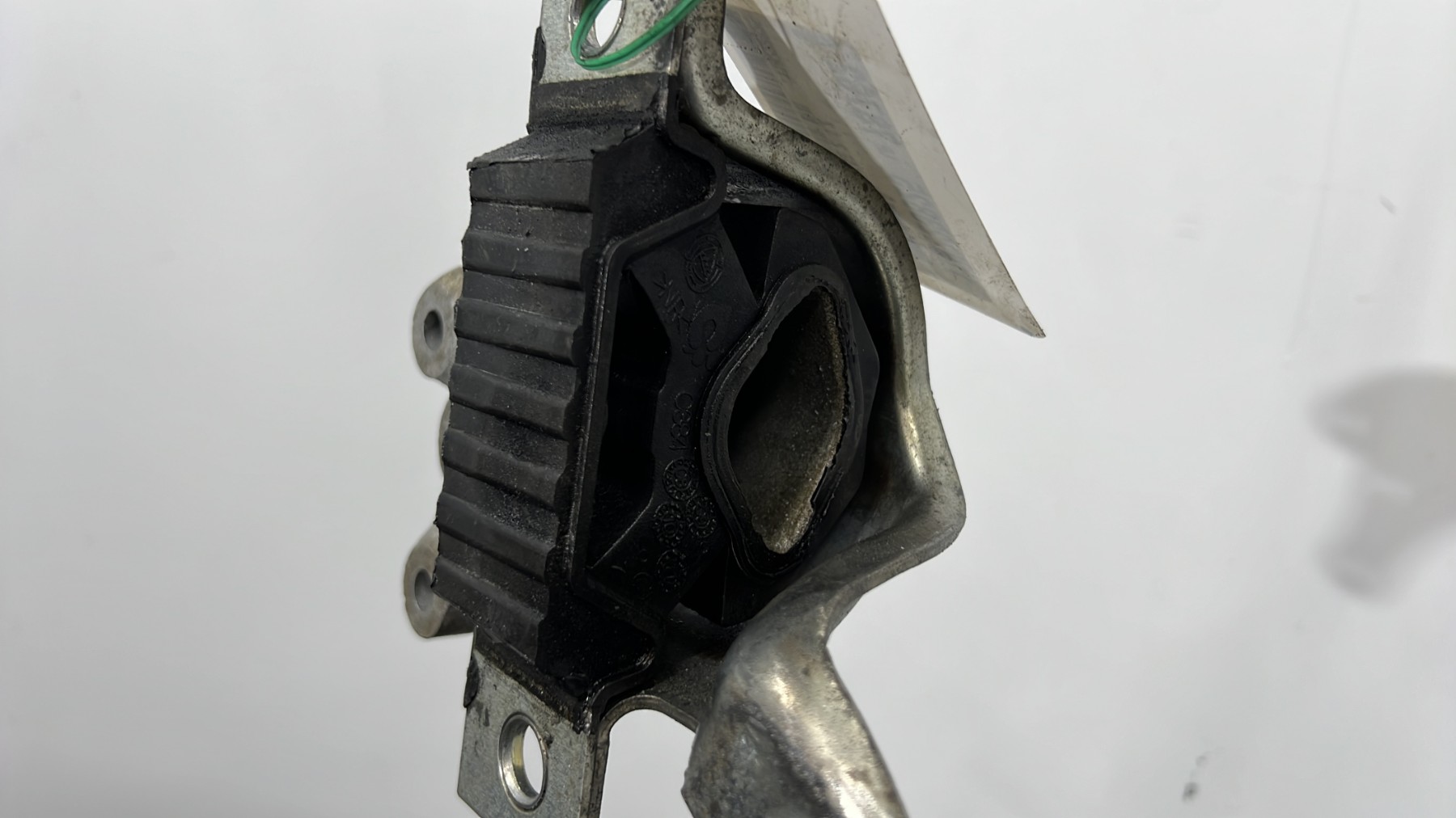 Support moteur droit FIAT PANDA 2 PHASE 2 Essence 2012 | AutoPieces.fr