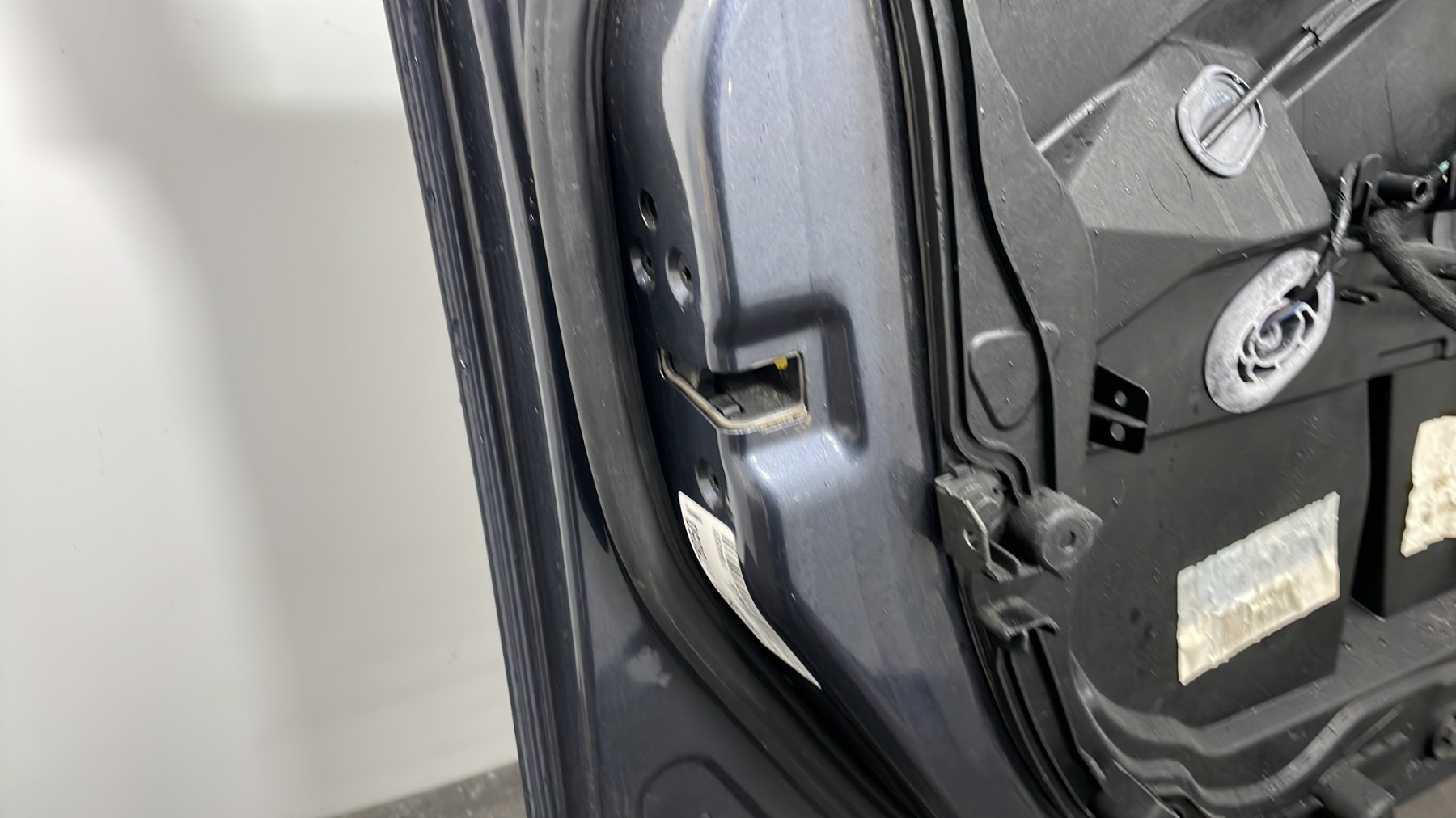 Porte avant gauche FORD FIESTA 6 PHASE 1 Diesel 2010 | AutoPieces.fr