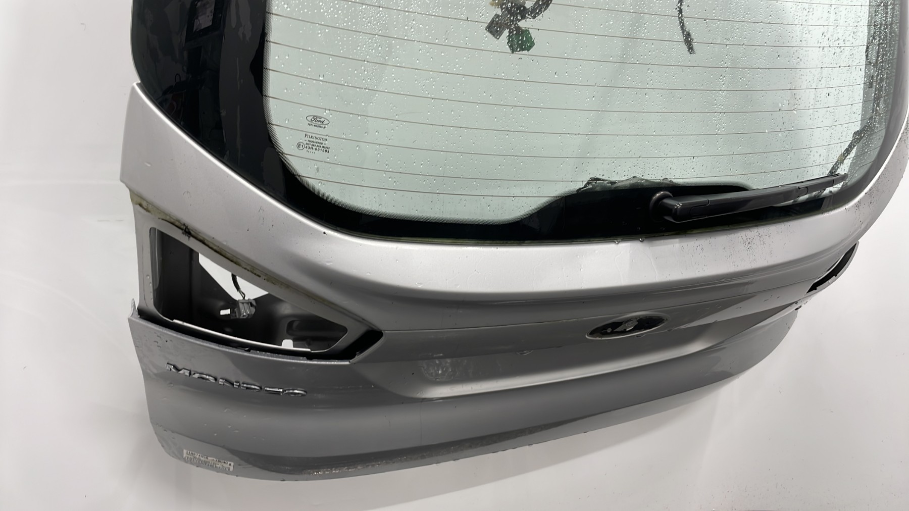 Malle/Hayon arriere FORD MONDEO 3 PHASE 2 BREAK Diesel 2011 | AutoPieces.fr