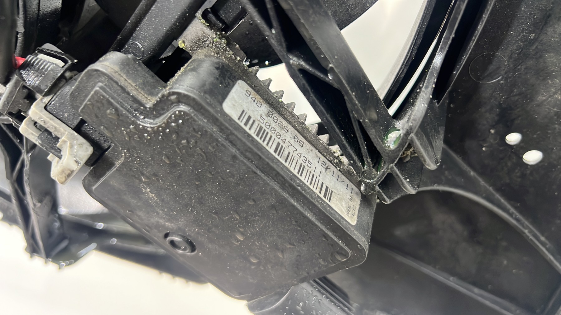 Ventilateur eau FORD MONDEO 3 PHASE 2 BREAK Diesel 2011 | AutoPieces.fr