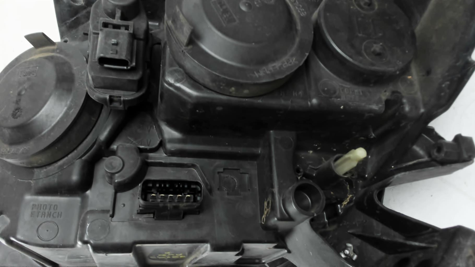 Optique avant principal droit (feux)(phare) RENAULT CLIO 3 PHASE 2 ...