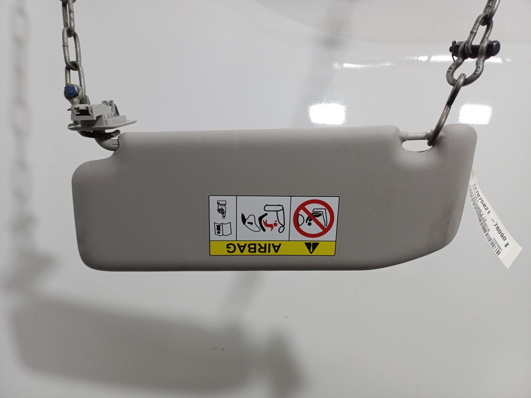 Pare soleil droit CITROEN C3 3 PHASE 2 Essence 2023 | AutoPieces.fr