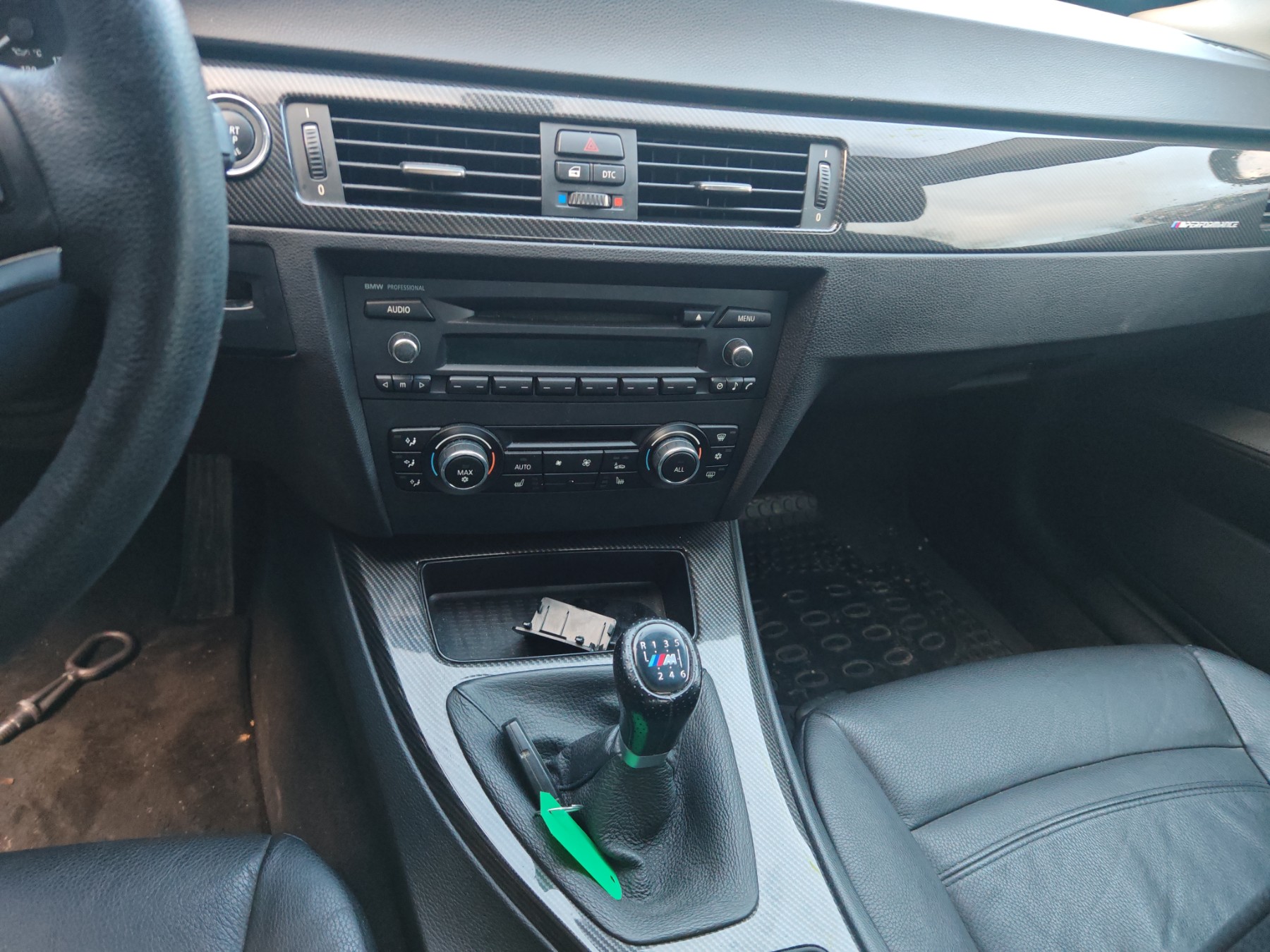 BMW SERIE 3 E92 COUPE PHASE 1 accidenté