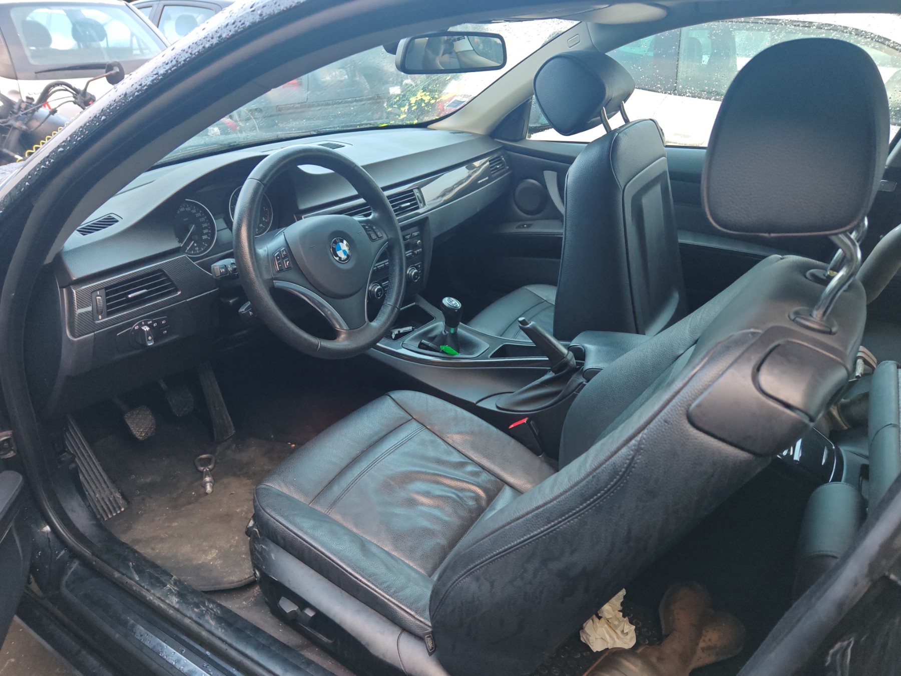 BMW SERIE 3 E92 COUPE PHASE 1 accidenté