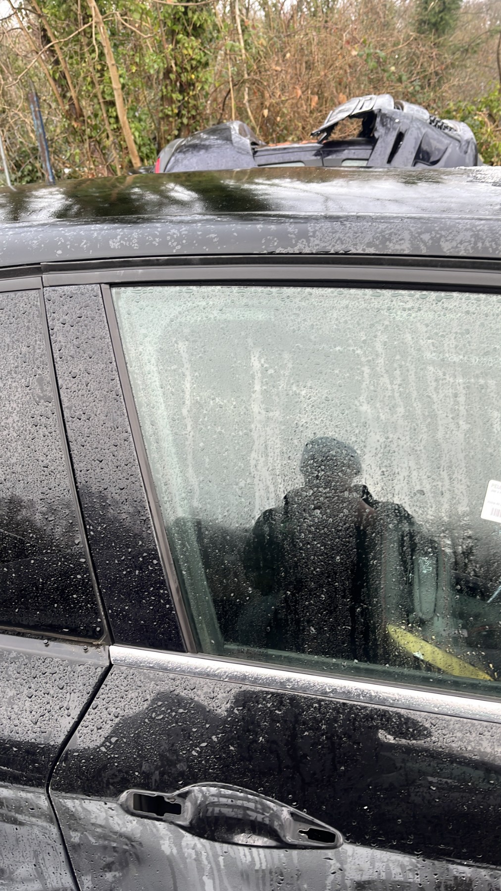 Vitre avant droit d'occasion pour PEUGEOT 208 1 PHASE 2 - Rosny Auto Pièces