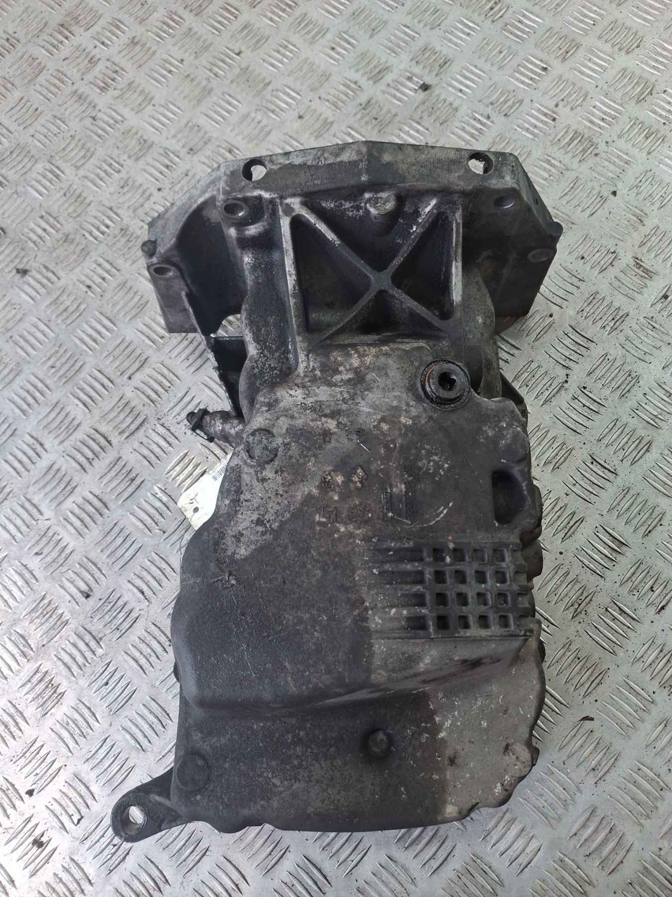 Carter huile d'occasion pour RENAULT SCENIC 3 PHASE 2 - Rosny Auto Pièces