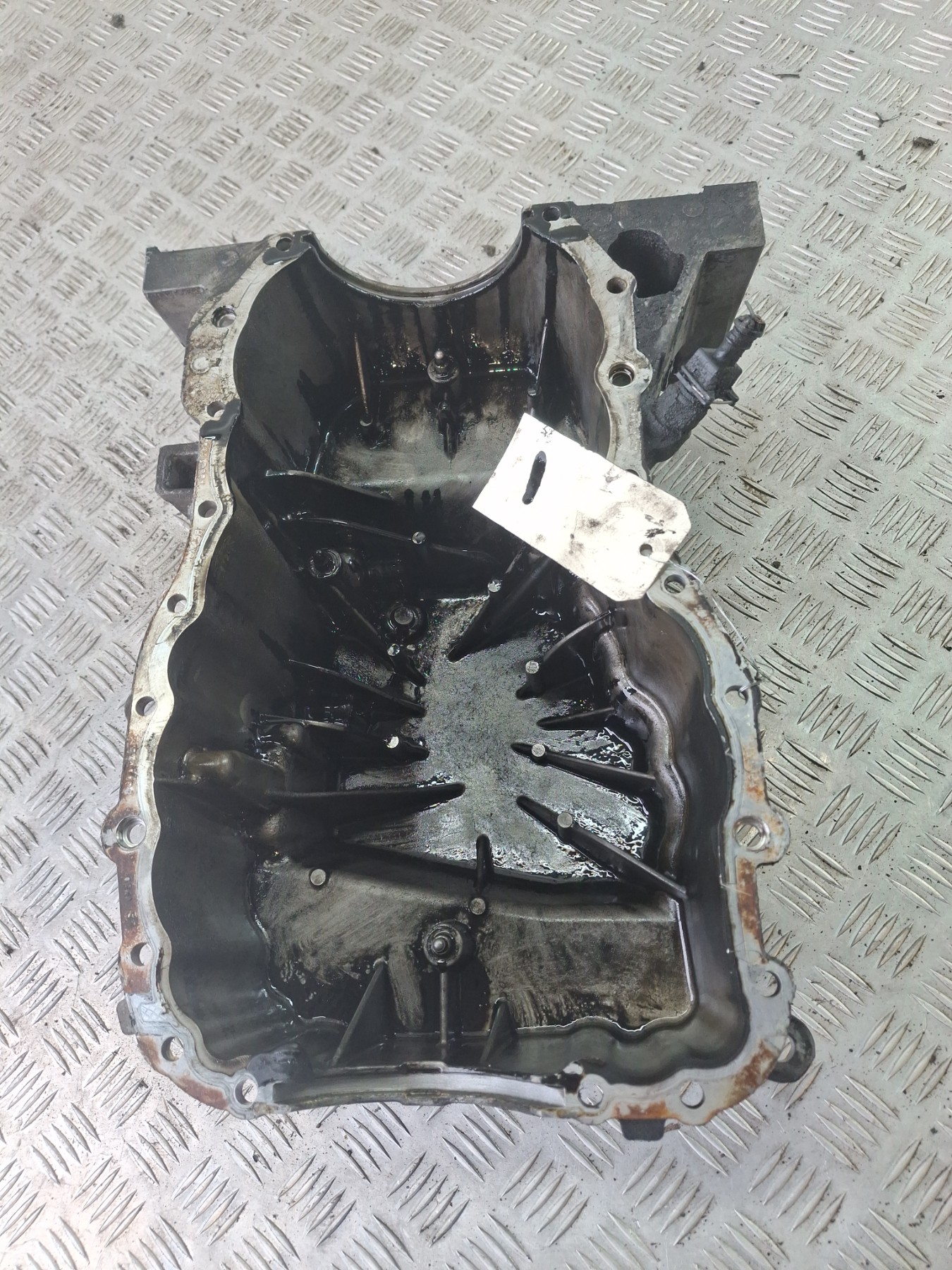 Carter huile d'occasion pour RENAULT SCENIC 3 PHASE 2 - Rosny Auto Pièces