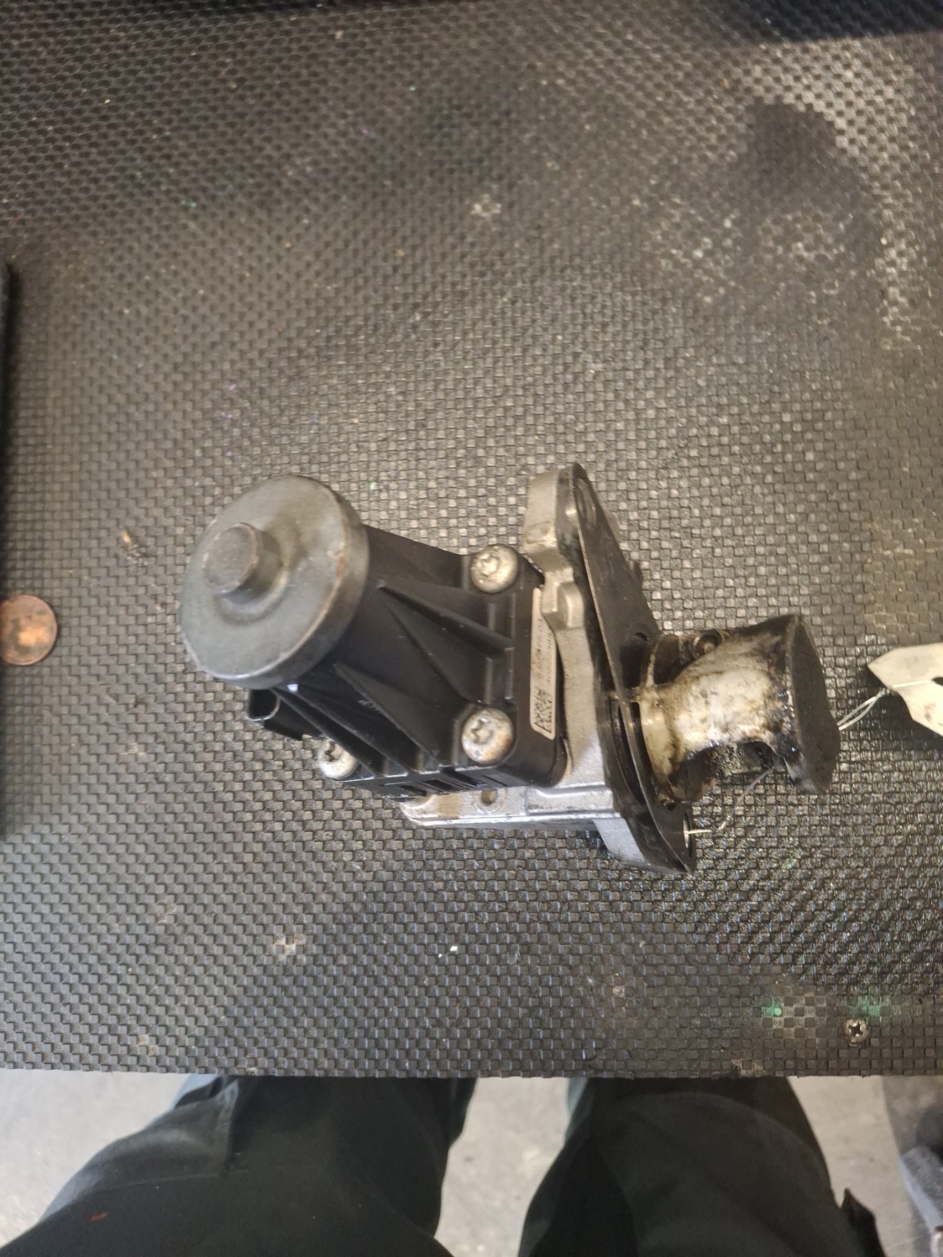 Vanne EGR d'occasion pour RENAULT SCENIC 3 PHASE 2 - Rosny Auto Pièces