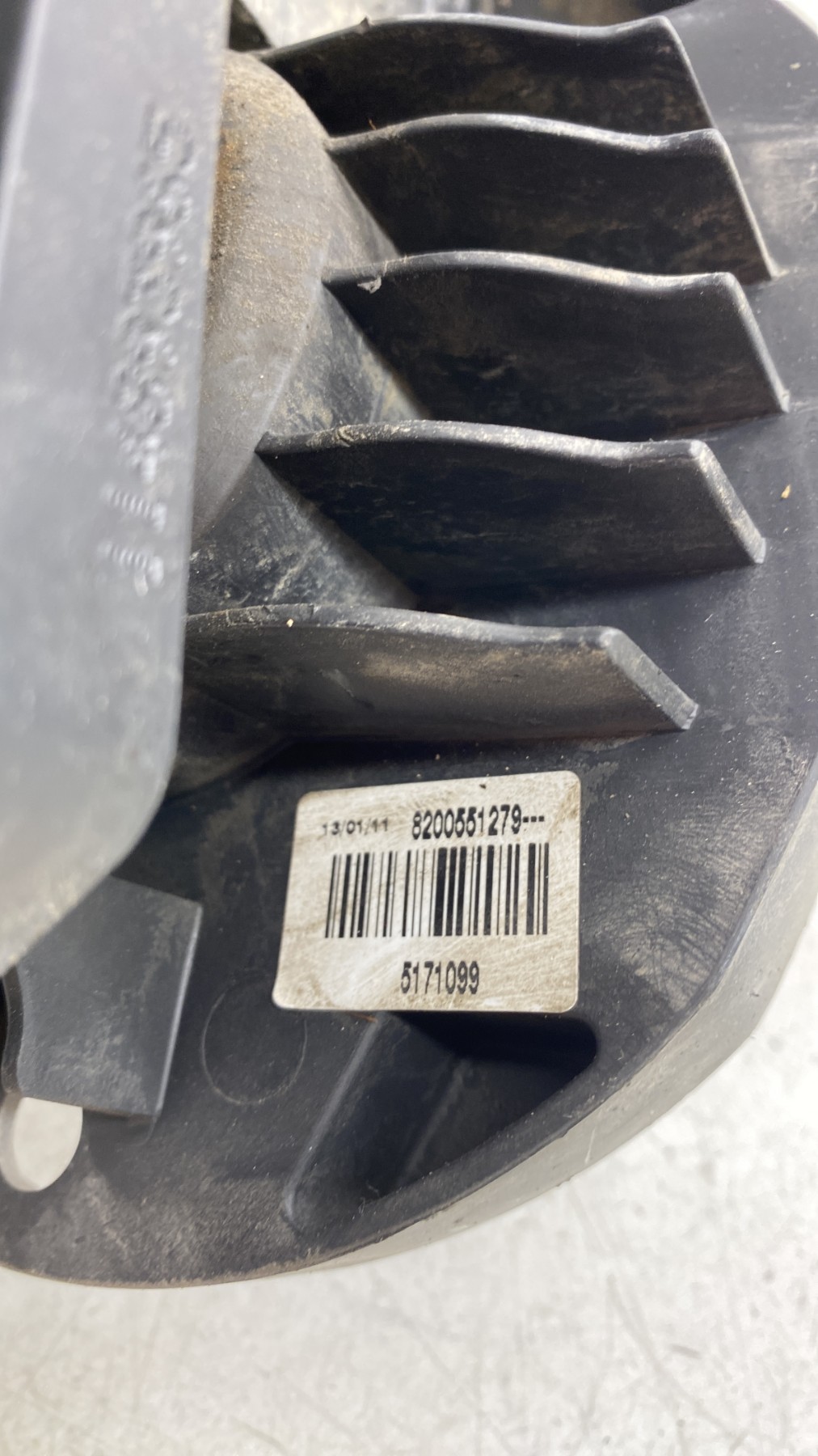 Treuil de roue de secours d'occasion pour RENAULT CLIO 3 PHASE 2