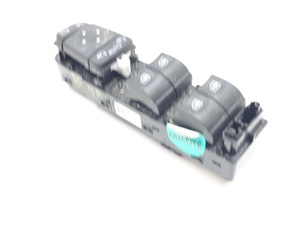 Interruptor de elevalunas delantero izquierdo RENAULT TALISMAN BREAK 2. ...